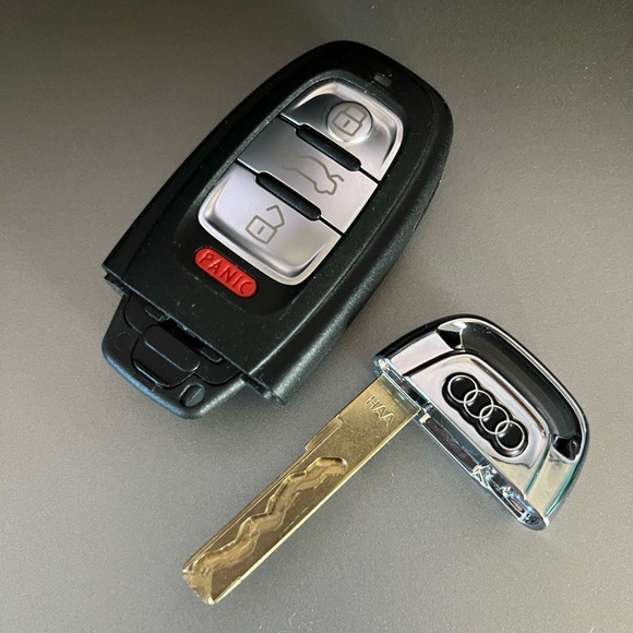 Audi | Car Audio, Video & GPS | Audi A4 Car Programmable Key Fob Euc ...